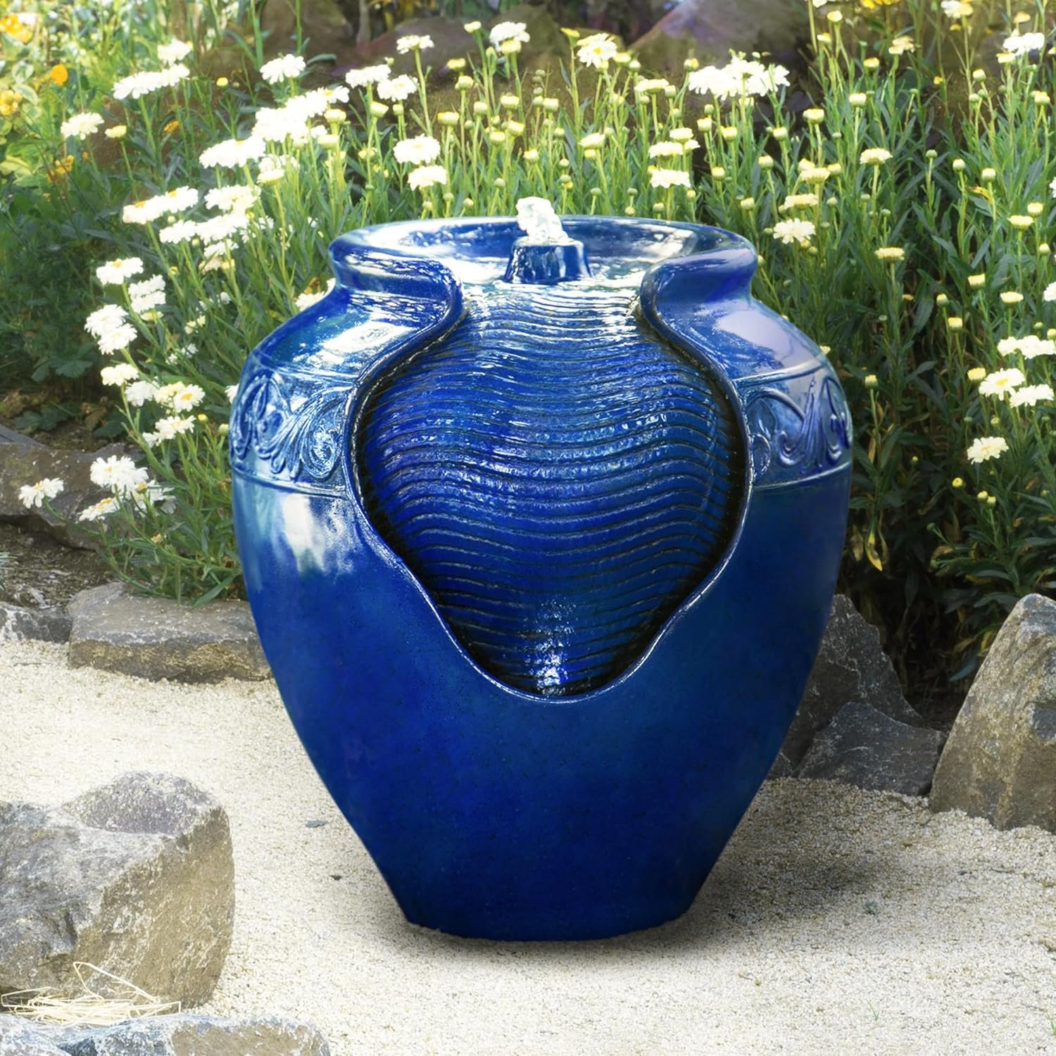 5 Best Outdoor Fountains For Small Gardens - My Besuited Home