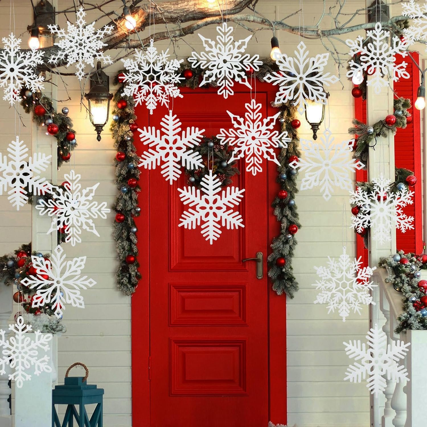 20+ Christmas Door Decorating Ideas For Home And Office - My Besuited Home