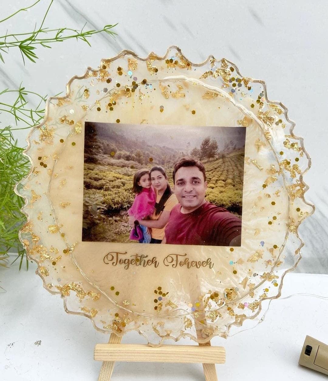 13 Stunning Resin Crafts Ideas For Your Home - My Besuited Home